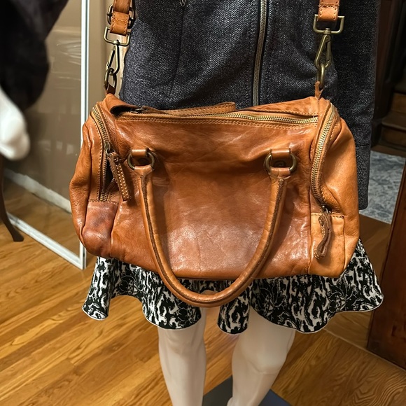 Vera Pelle | Bags | Vera Pelle Italian Leather Shoulder Bag | Poshmark